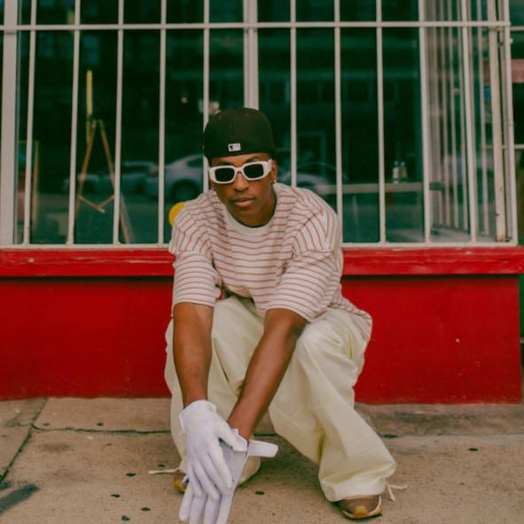 Broderick Jones Store: Official Merch & Vinyl