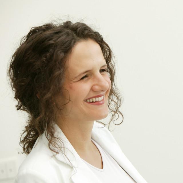 Carola Laux Store: Official Merch & Vinyl