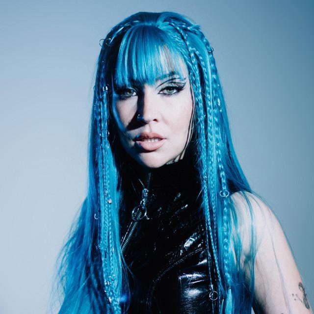 Charlotte Sands Shirts, Charlotte Sands Merch, Charlotte Sands Hoodies ...