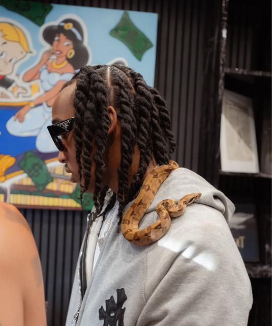 GeeYou Store: Official Merch & Vinyl