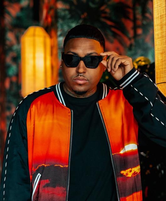 Dutch Rap Pop Merch and Vinyl | Merchbar