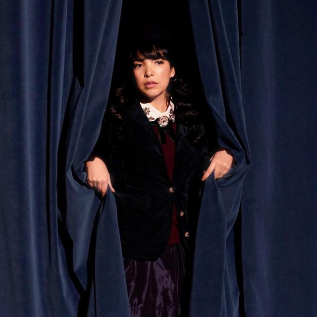 Indila Shirts, Indila Merch, Indila Hoodies, Indila Vinyl Records ...