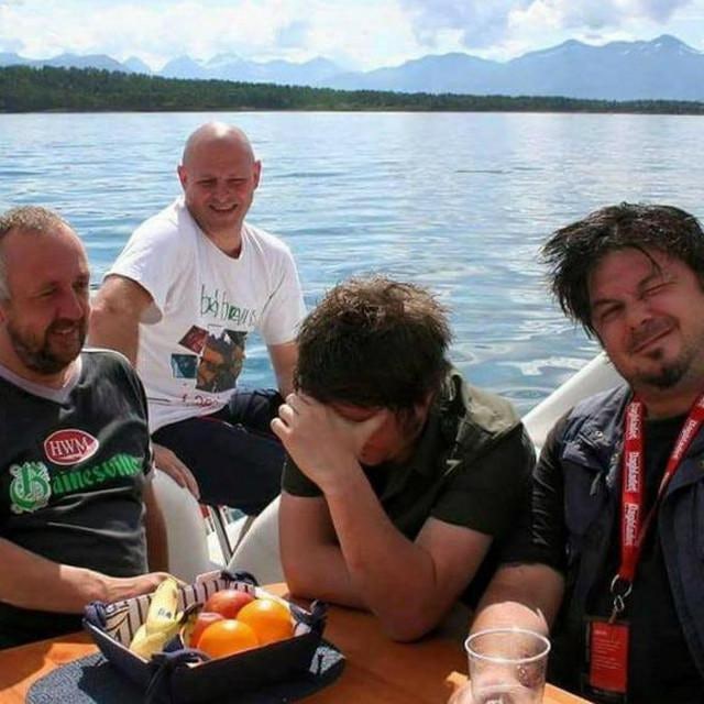 Leatherface Shirts, Leatherface Merch, Leatherface Hoodies, Leatherface ...