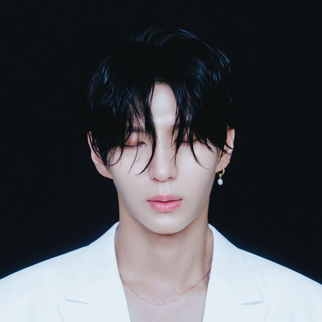 K-Pop Merch and Vinyl | Merchbar