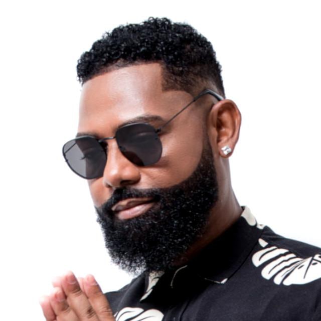 Mc Romário Store: Official Merch & Vinyl