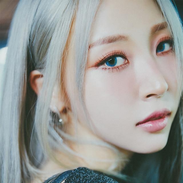 Moon Byul STARLIT OF MUSE - PHOTOBOOK VERSION CD