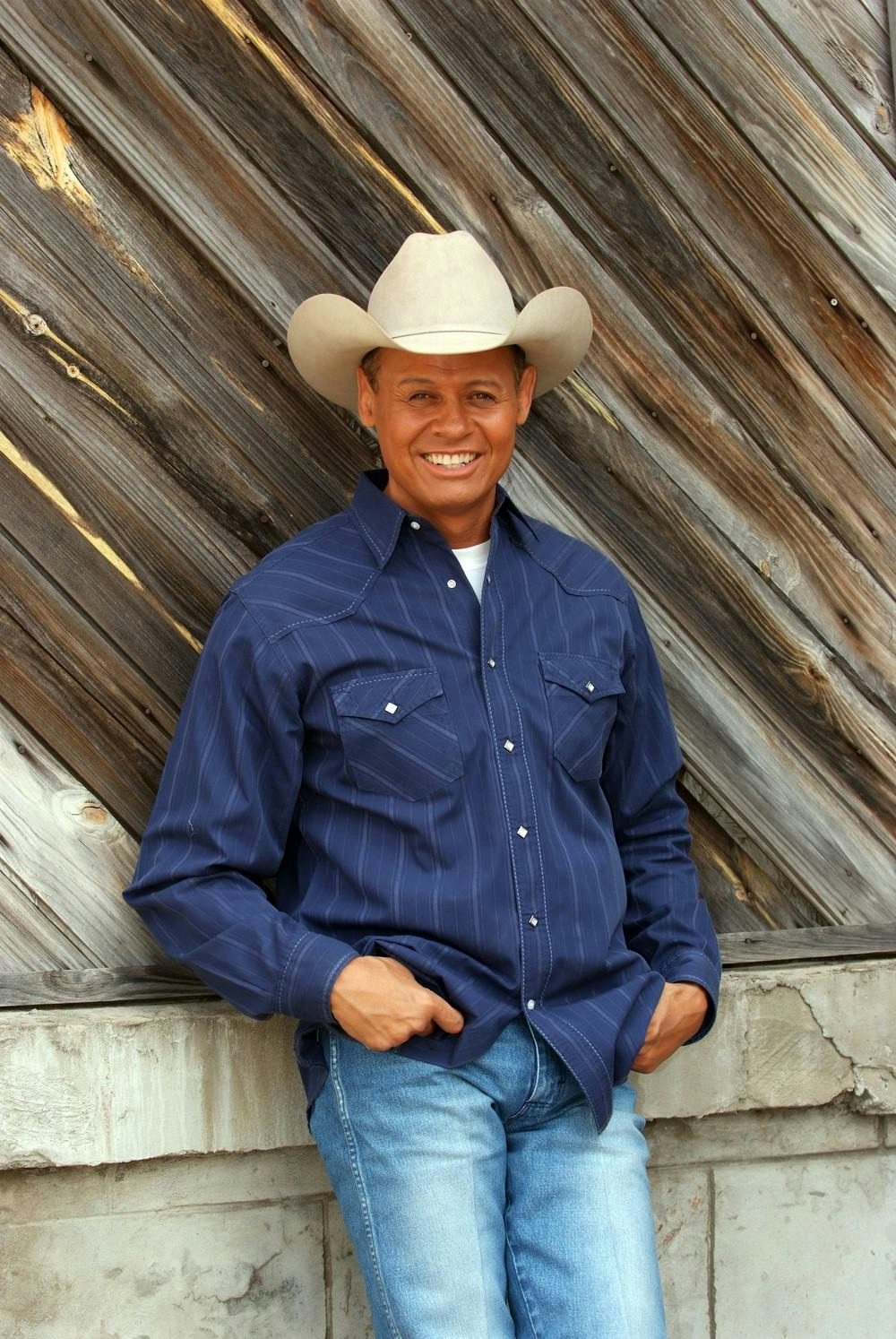 Neal McCoy Store: Official Merch & Vinyl