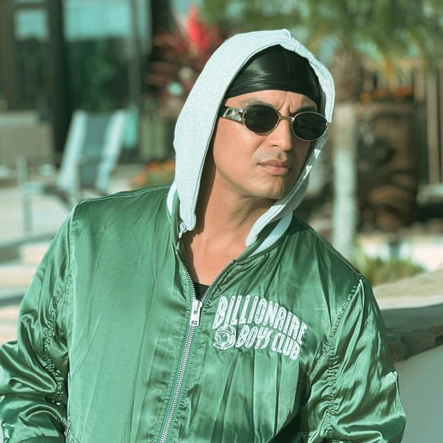 Bayerischer Rap Merch and Vinyl | Merchbar