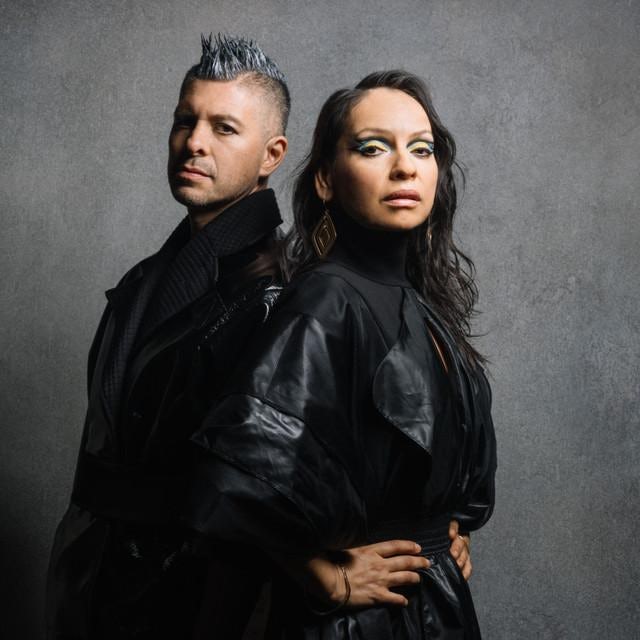 Rodrigo y Gabriela SIGNED - In Between Thoughts...A New World D2C ...