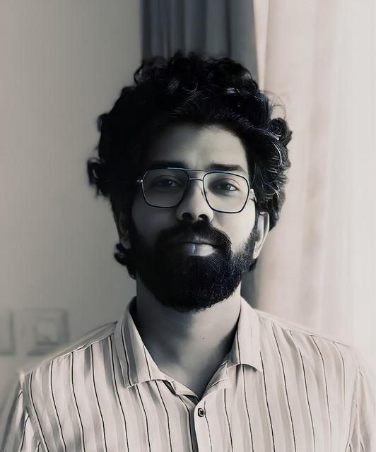 Rzee Store: Official Merch & Vinyl