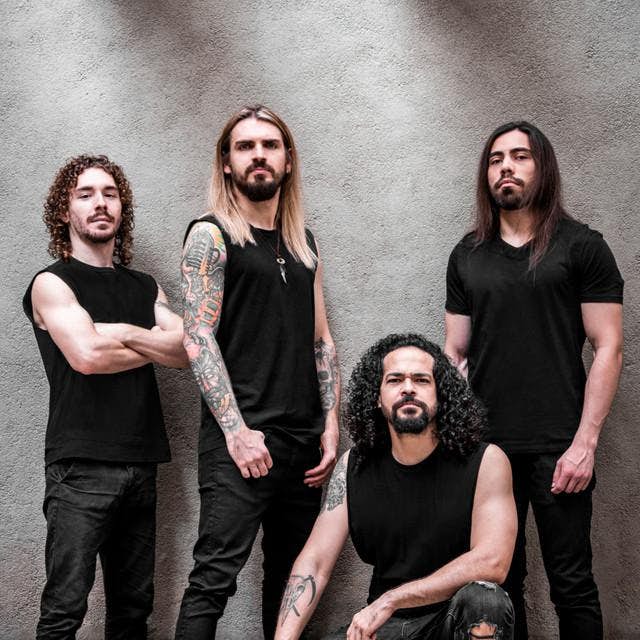 Válvera Store: Official Merch & Vinyl