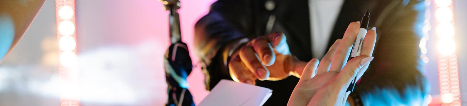 Band Merch - T-Shirts, Vinyl, Posters & Merchandise | Merchbar