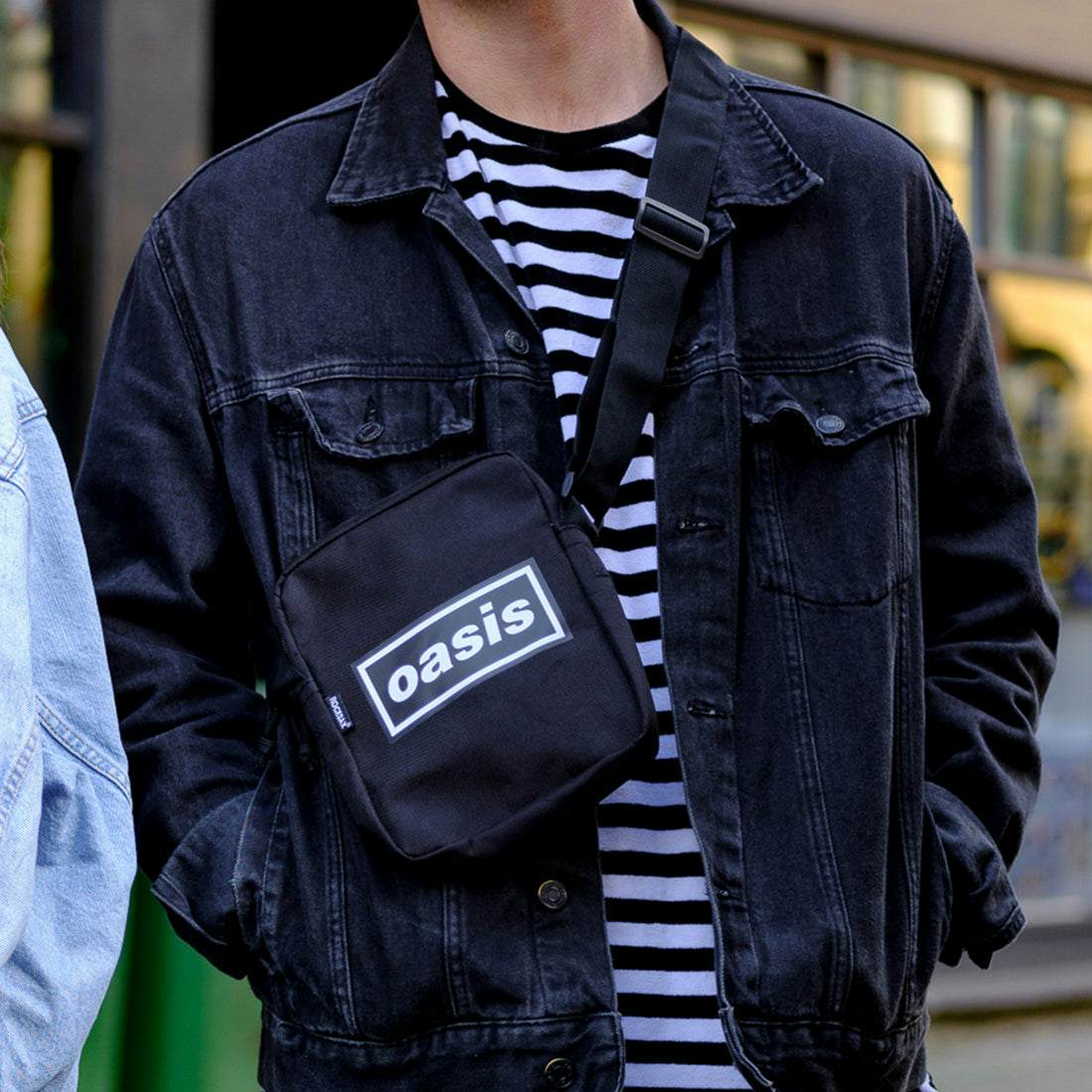 Oasis Shirts, Oasis Merch, Oasis Hoodies, Oasis Vinyl Records, Oasis ...