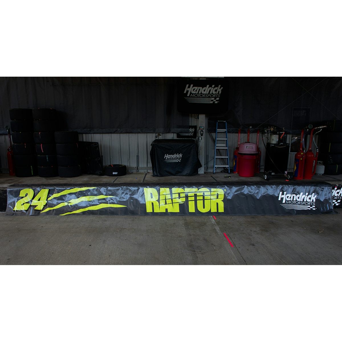 Hendrick Motorsports 2022 William Byron #24 Raptor Pit Wall Banner