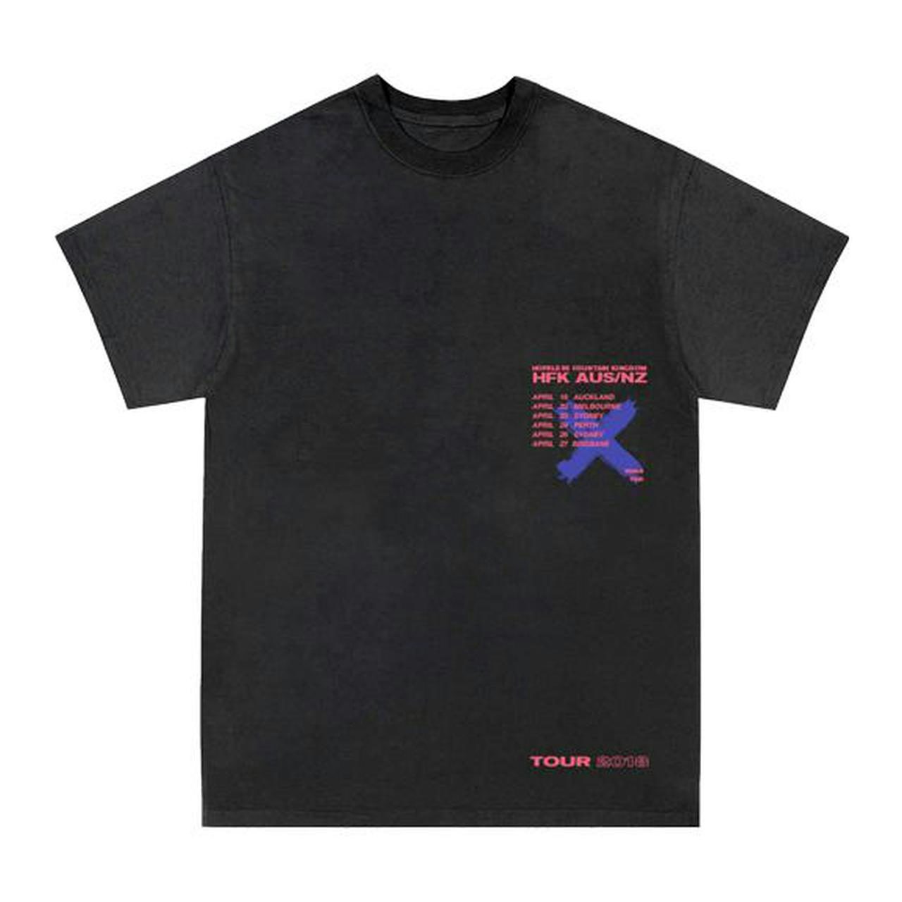 Official Halsey Merch Store on Merchbar: T-shirts, Hoodies, Vinyl & More