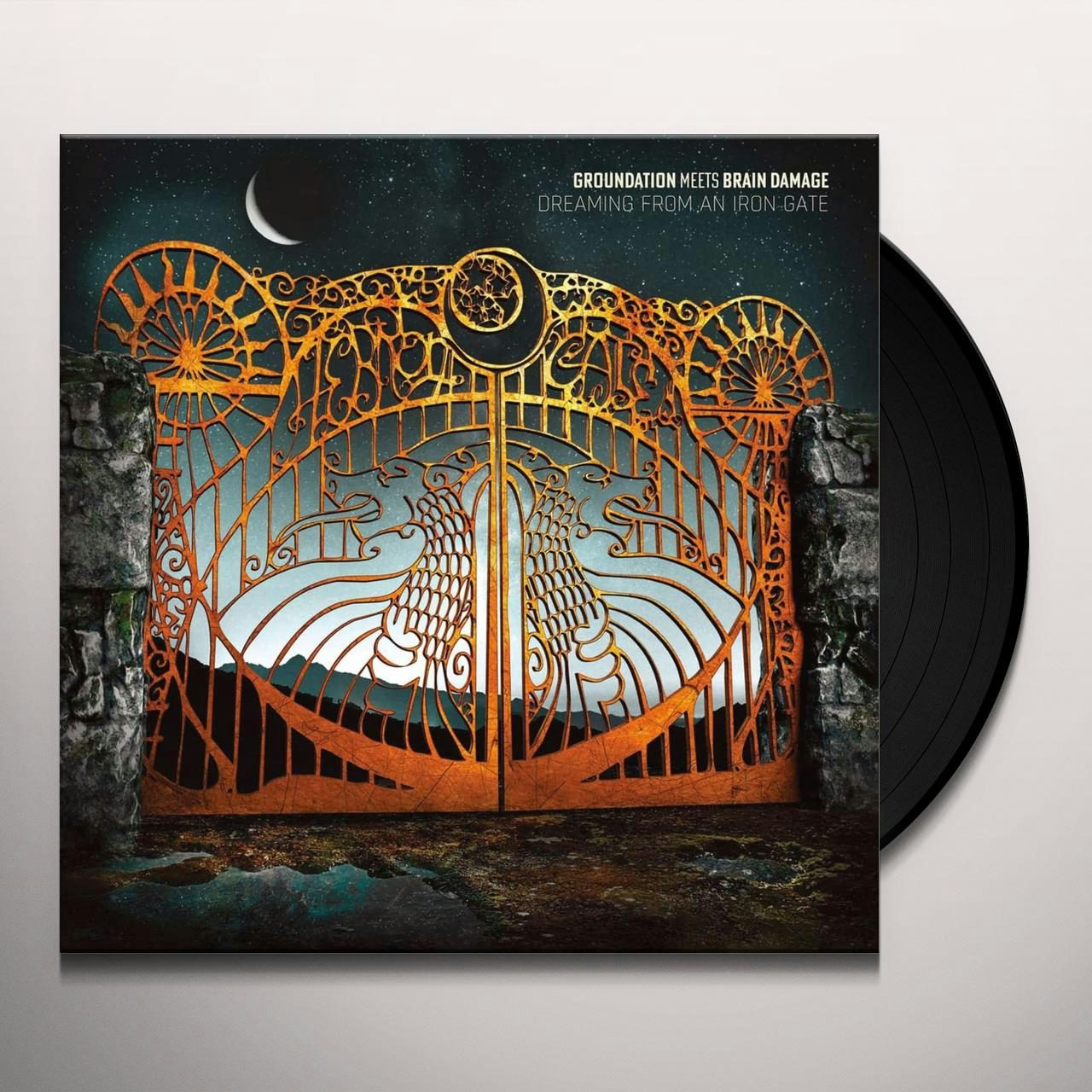 Groundation DREAMING FROM AN IRON GATE (2LP) Vinyl Record