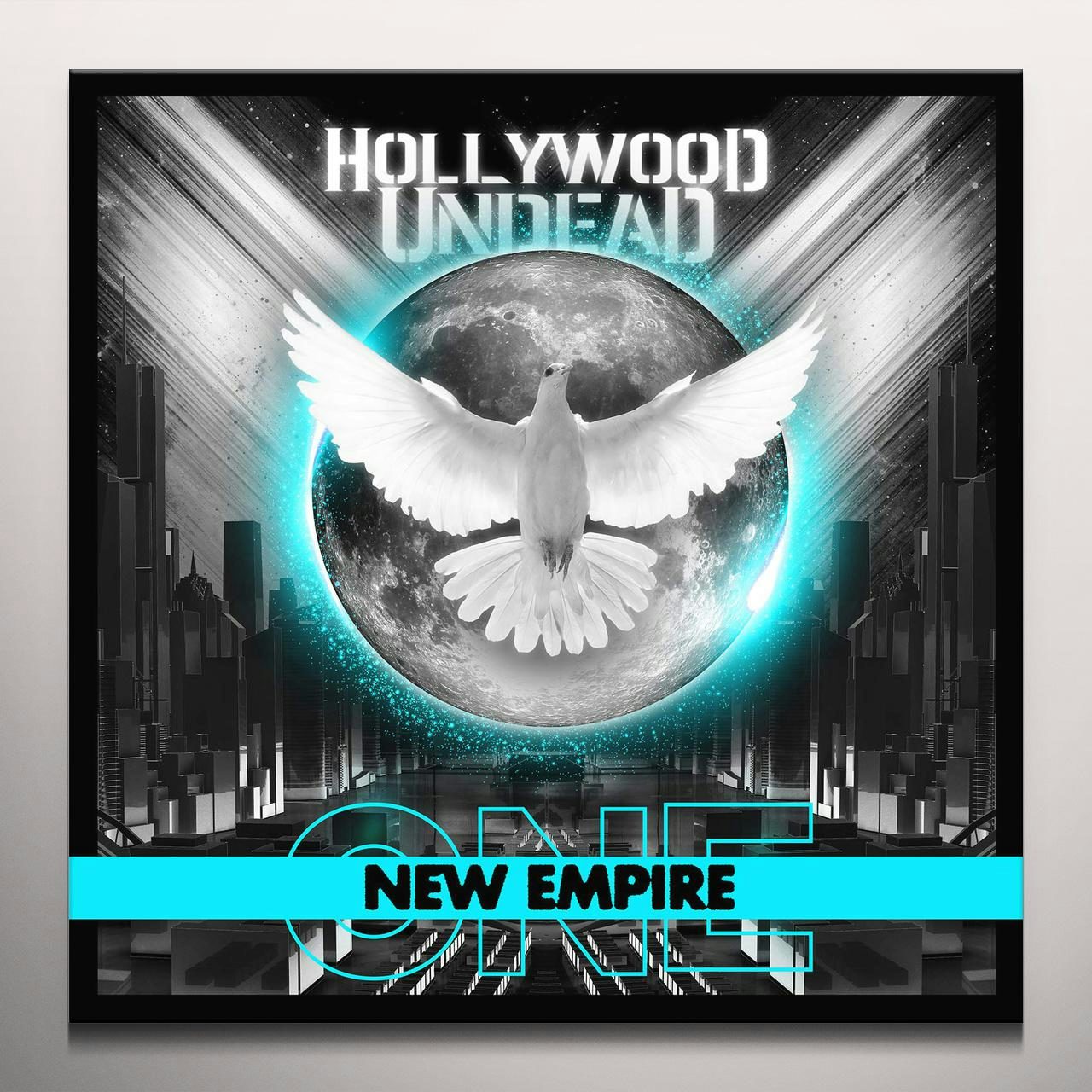 13 Amazing Hollywood Undead Shirts, Posters, Masks & Merch